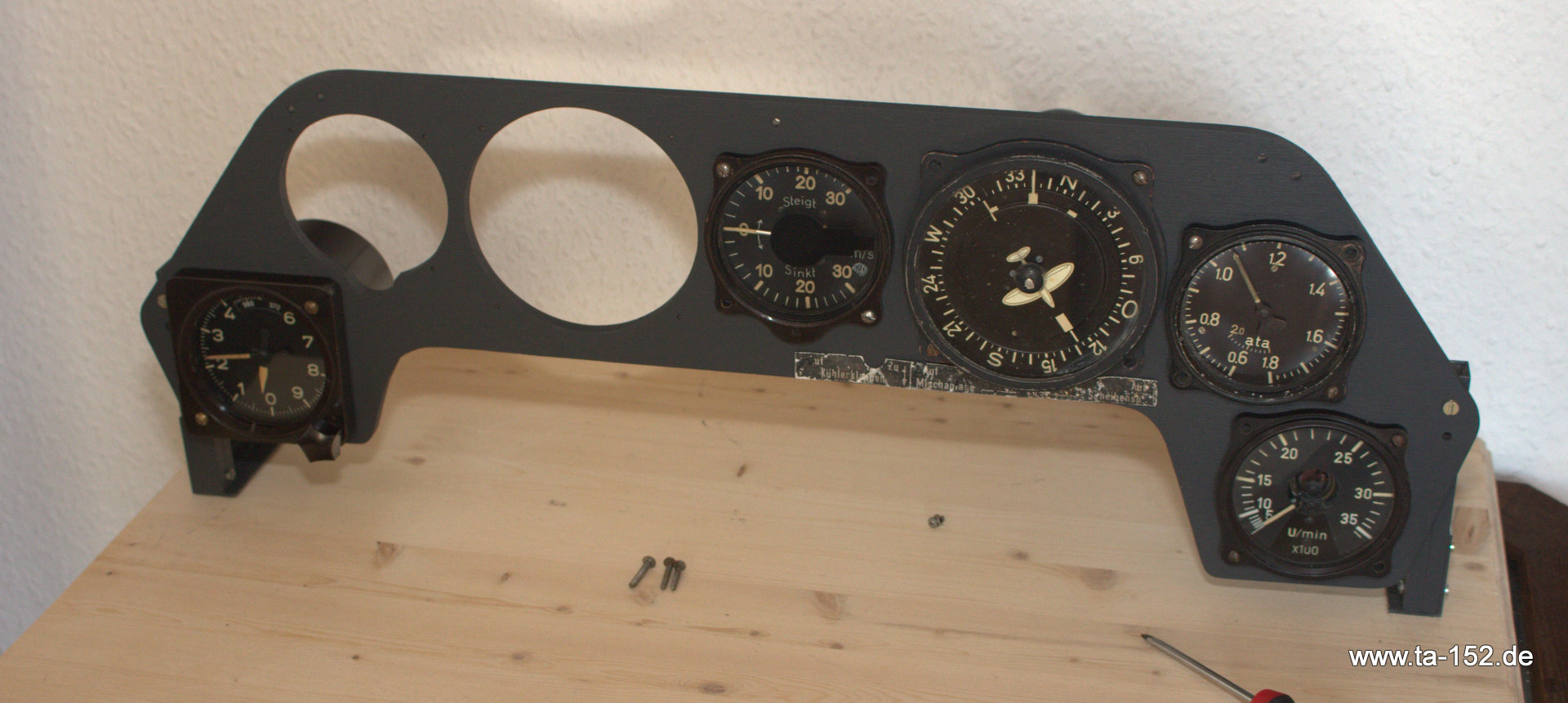 Probesitzen für die ersten Instrumente | Focke-Wulf TA 152